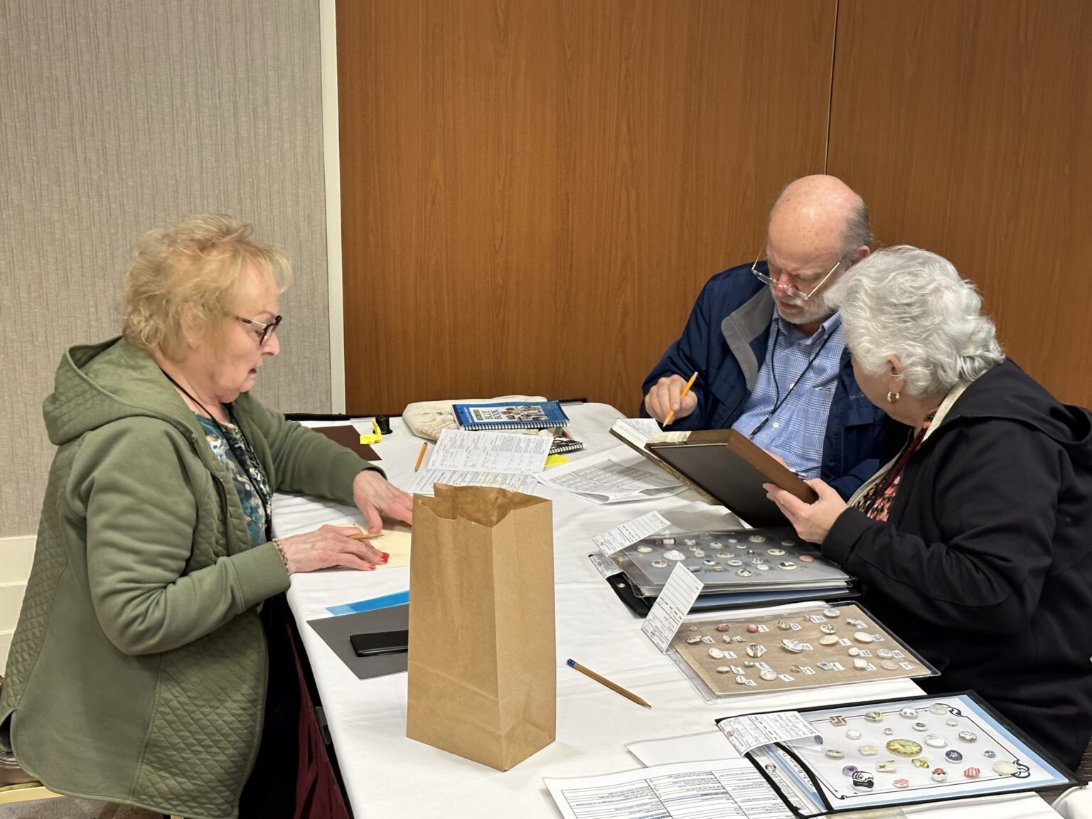Competing 101 - Buckeye State Button Society